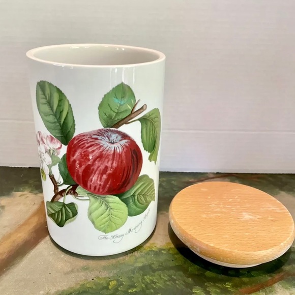 Portmeirion | Kitchen | Portmeirion Canister Pomona The Hoary Morning ...